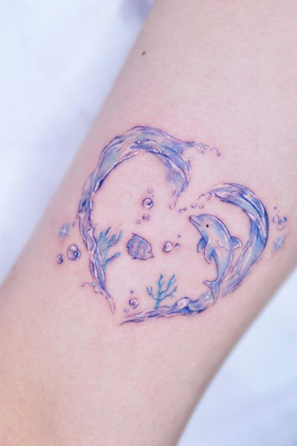 40 Gorgeous Dolphin Tattoos with Meaning - The Beauty Pursuit