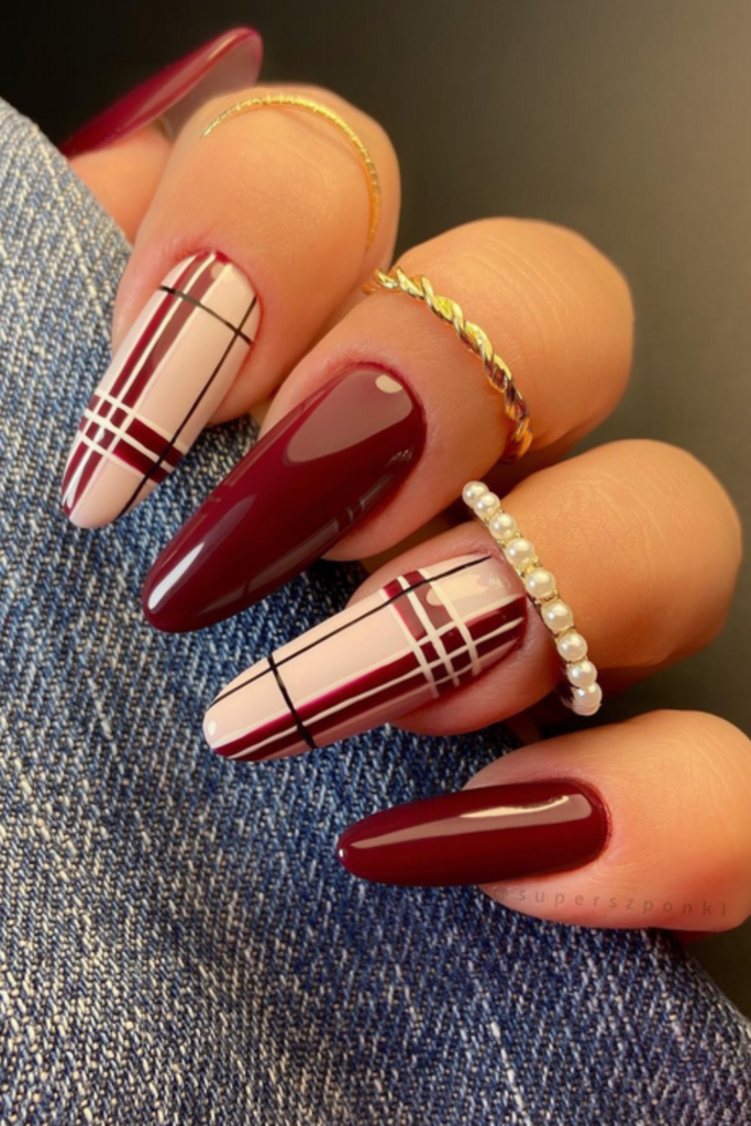 25 Burberry Nails for a holiday plaid nail design - The Beauty Pursuit